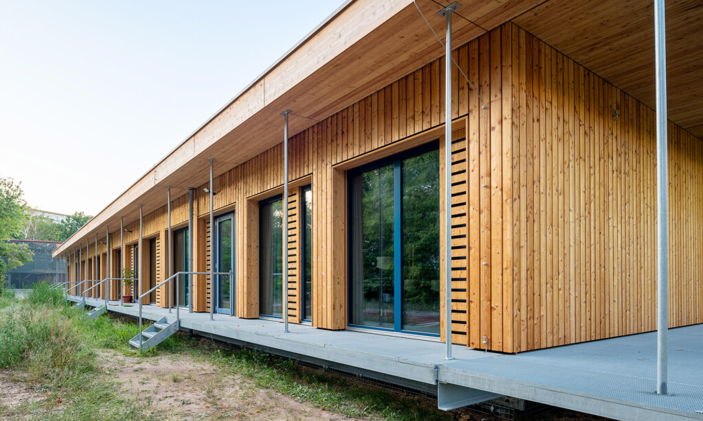 Holzbau Atlas DE — Das Fliegende Klassenzimmer, Bezirk Tempelhof ...